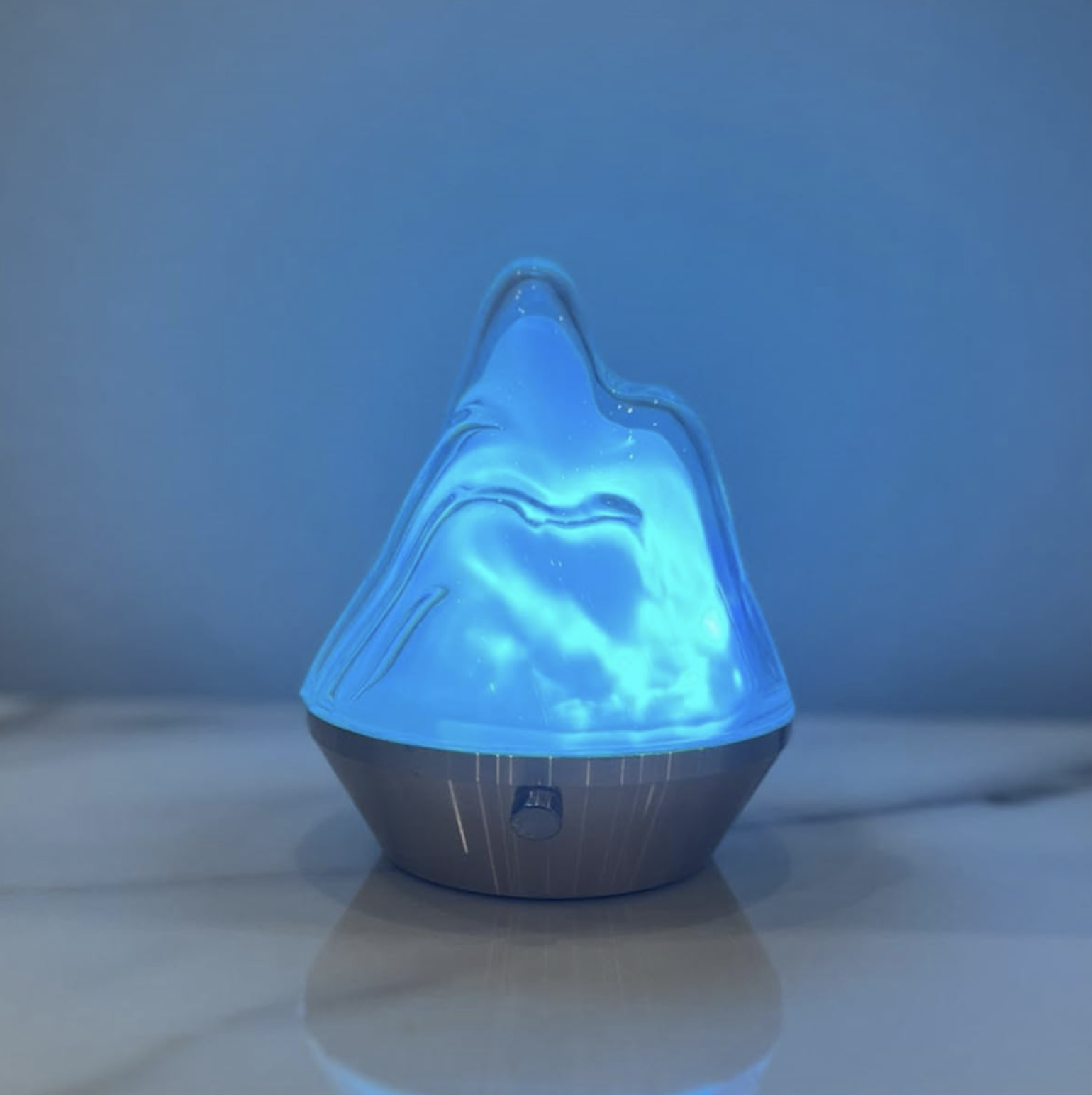 30% off on Lumos Flaming Mountain Lamp | OneDayOnly