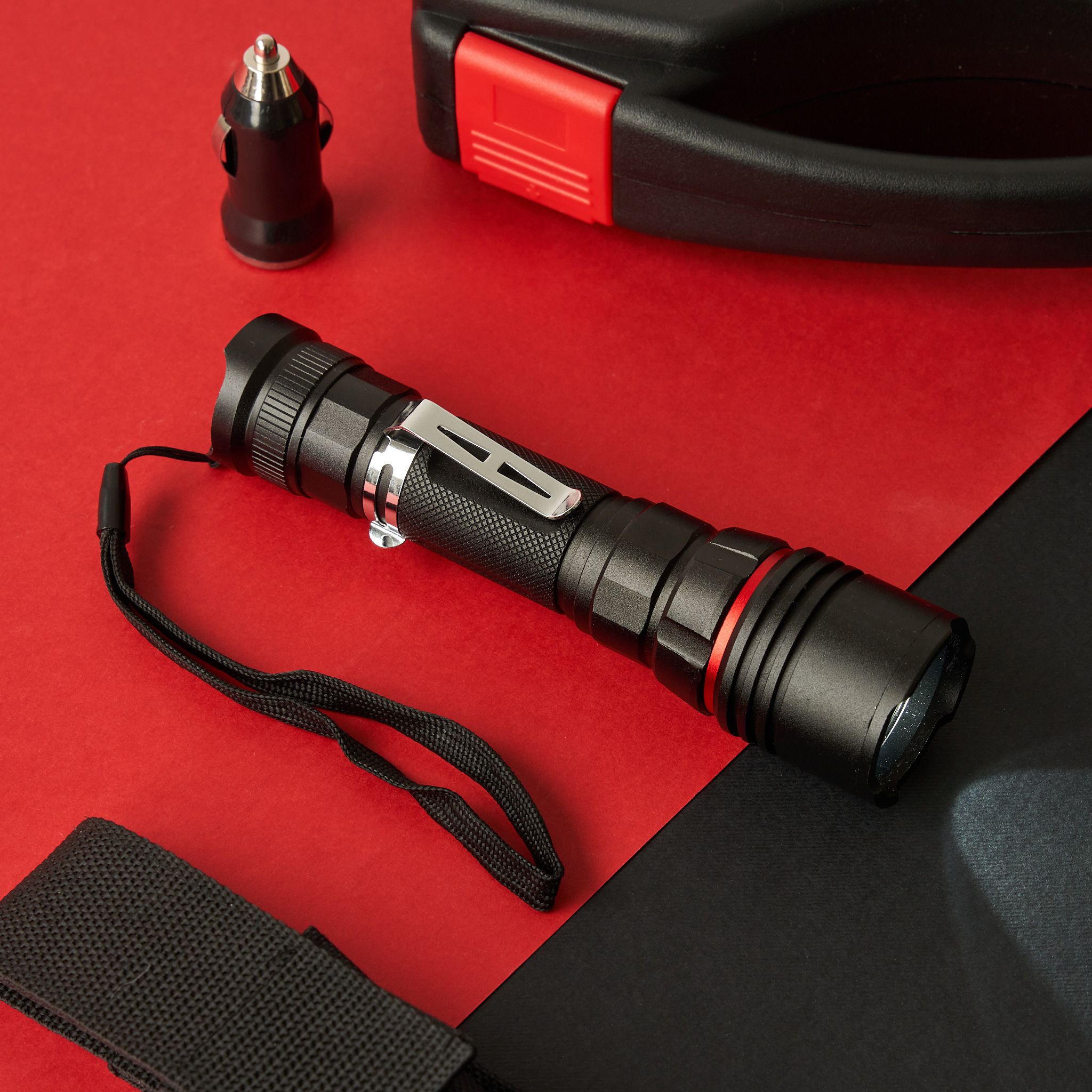 40% off on Supaled 15W 1200 Lumens Flashlight | OneDayOnly