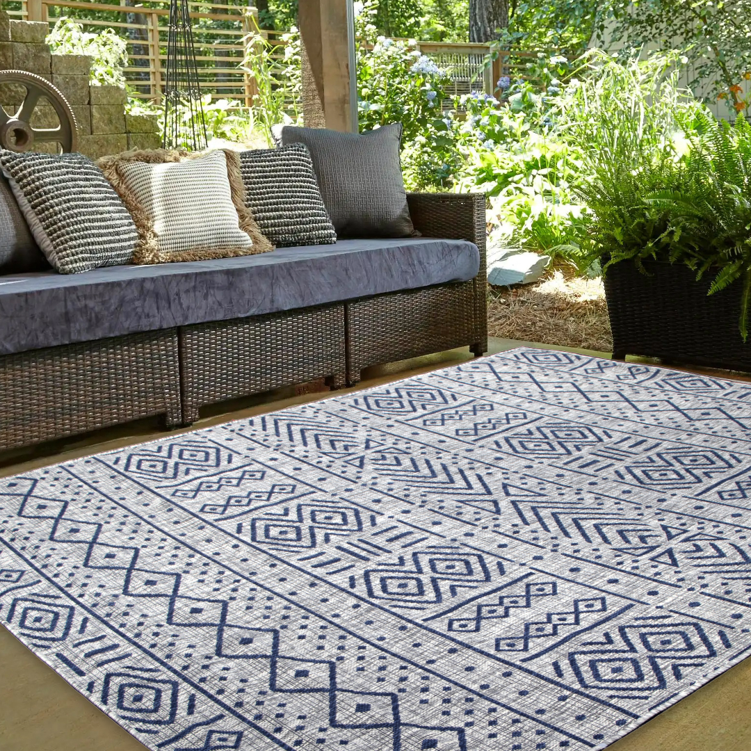 63% off on Heriz Gallery Tribal Navy Blue Rug | OneDayOnly
