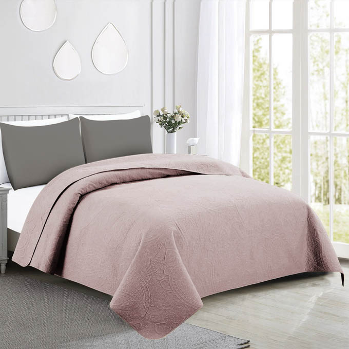 43% off on Horrockses Microsatin Paisley Quilt | OneDayOnly