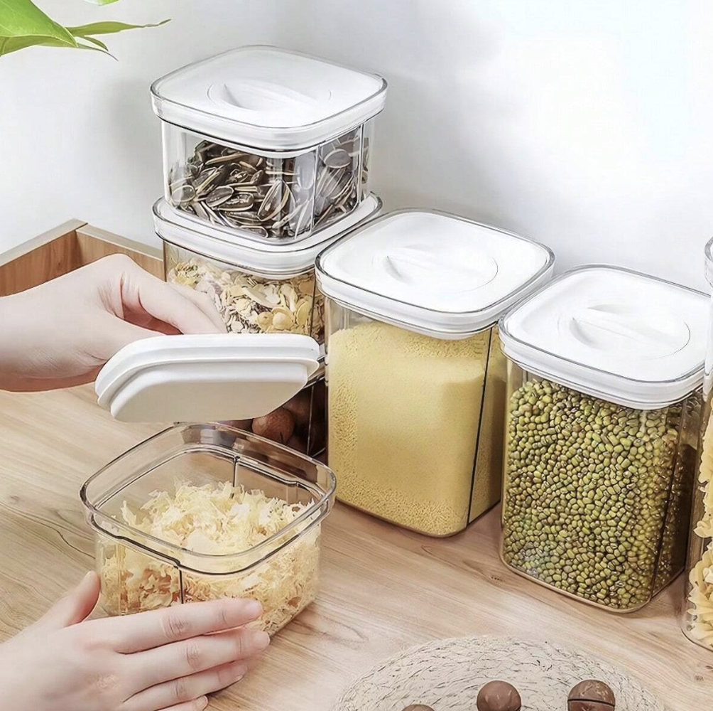 65% off on 4x 1.5L Food Storage Containers | OneDayOnly