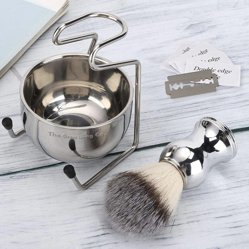 54% off on 13-Piece Manual Shaving Set | OneDayOnly