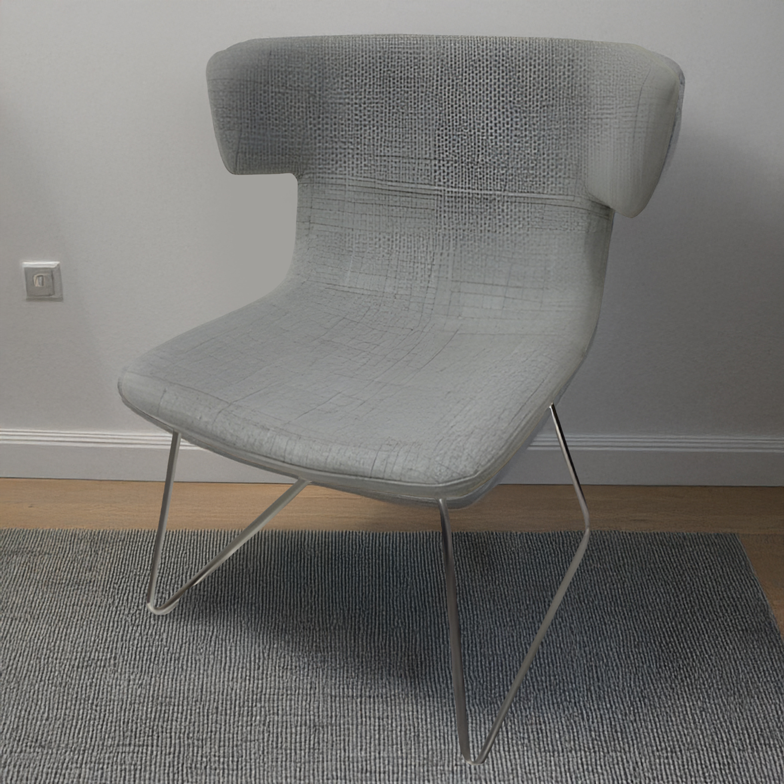 34% off on Ukhuni Moulded Foam Holly Chair | OneDayOnly