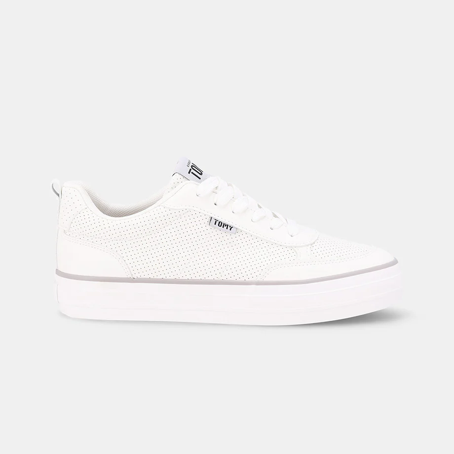 27% off on Tomy Ladies Madelyn Sneakers | OneDayOnly