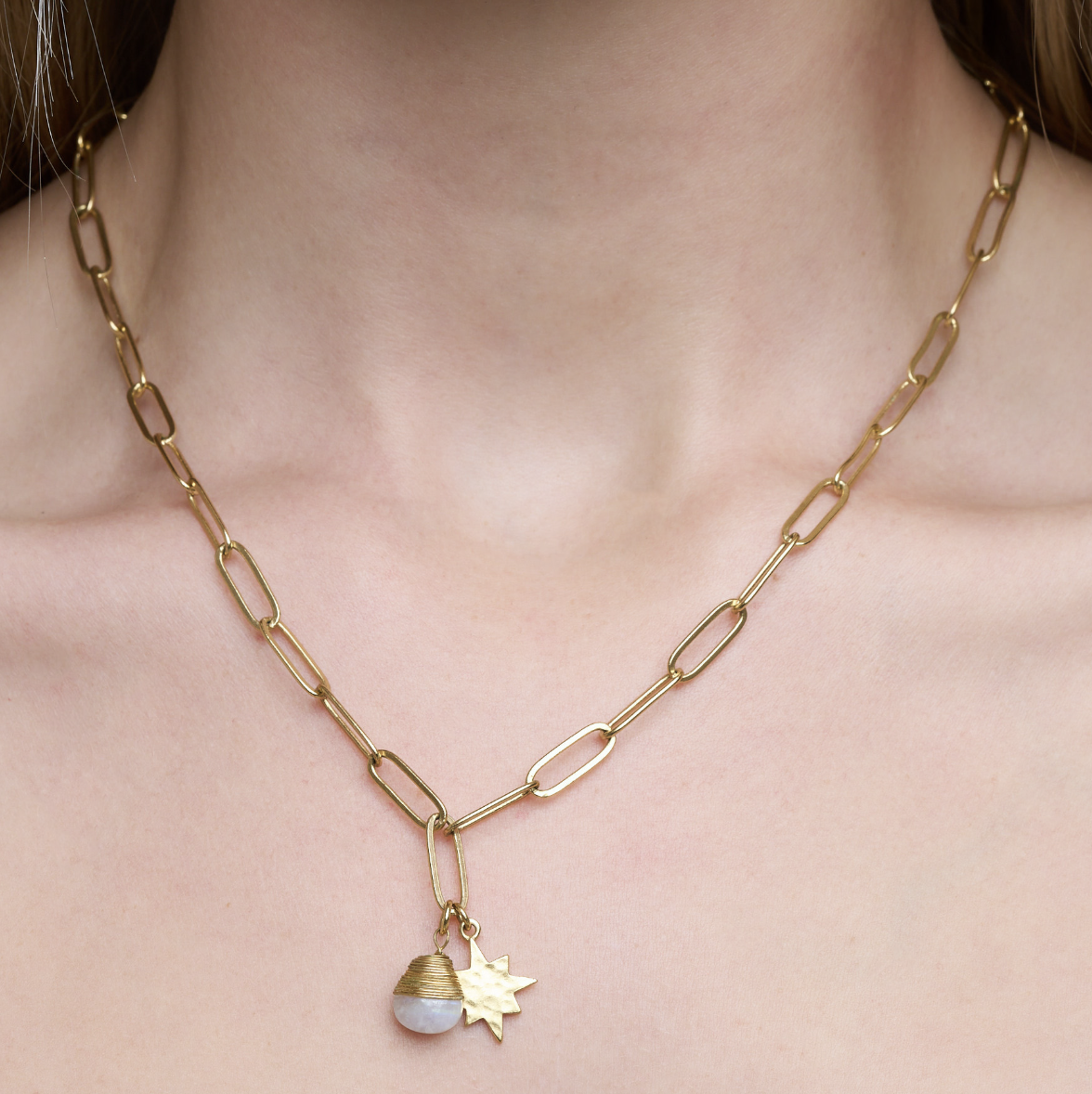 44% off on 18k Gold-Plated Moon Stone Necklace | OneDayOnly