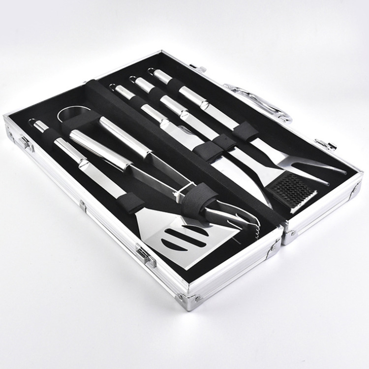26% off on 5 Piece Braai Tool Set | OneDayOnly