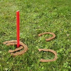 40% off on Stan's Horse Shoe Toss Game | OneDayOnly