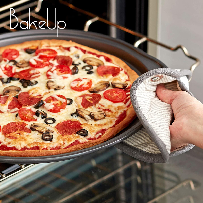 60% off on 2x 35cm Non-Stick Grey Pizza Pans | OneDayOnly