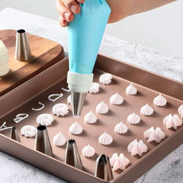 38% off on Baking Tricks Piping Nozzle Set | OneDayOnly
