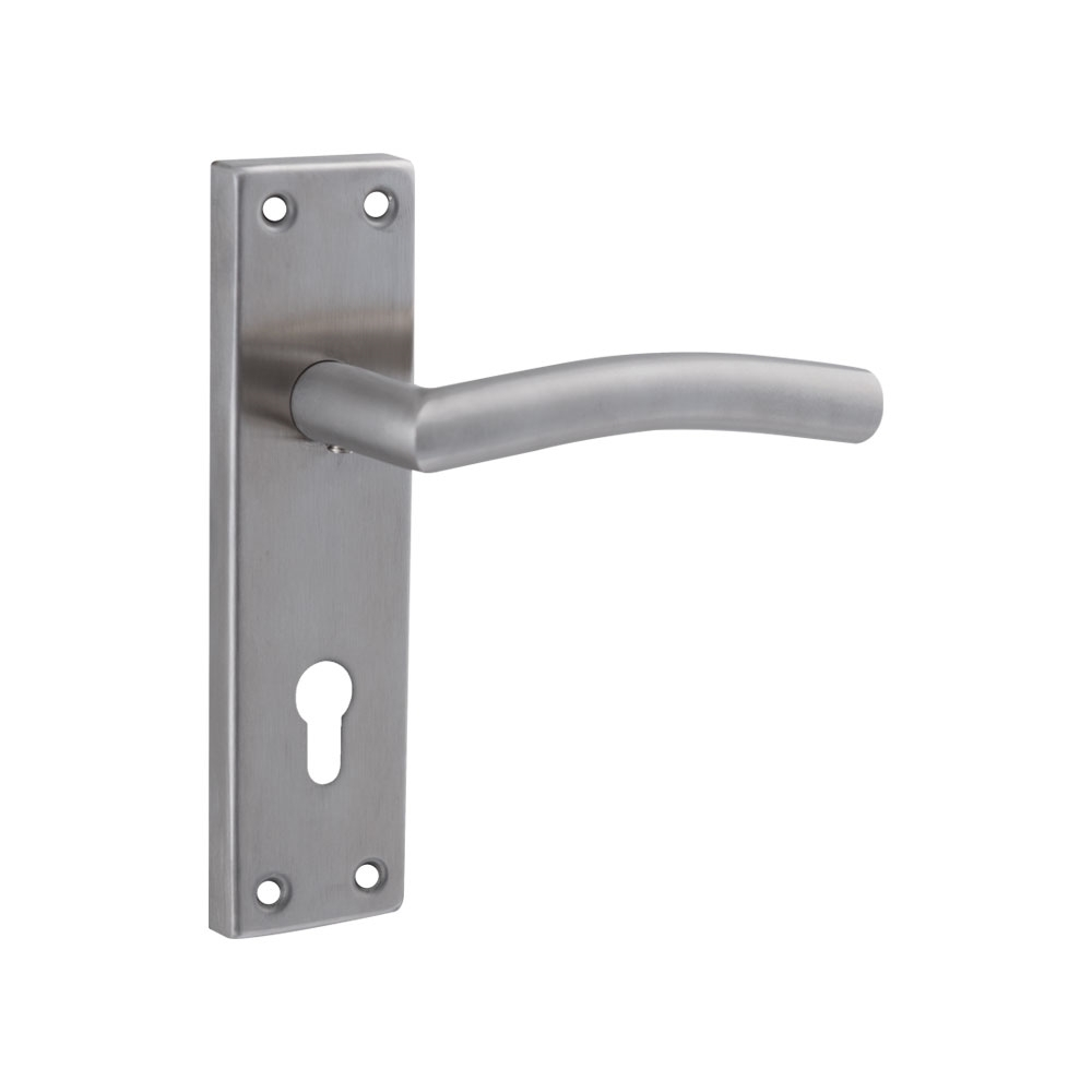 33% off on Yale 4x Steel Door Handles | OneDayOnly