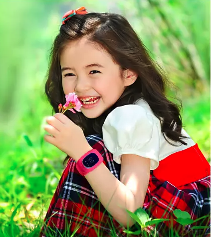 39% off on Q50 Kid's GPS Tracker & Smartwatch | OneDayOnly