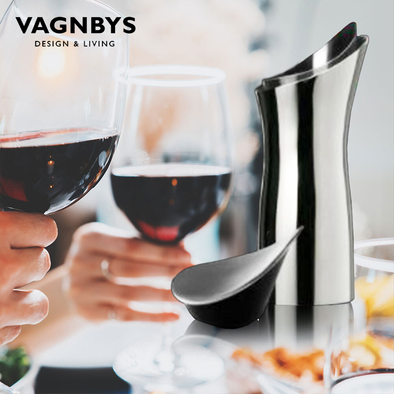 35% off on Vagnbys Swan Wine Aerator & Decanter | OneDayOnly