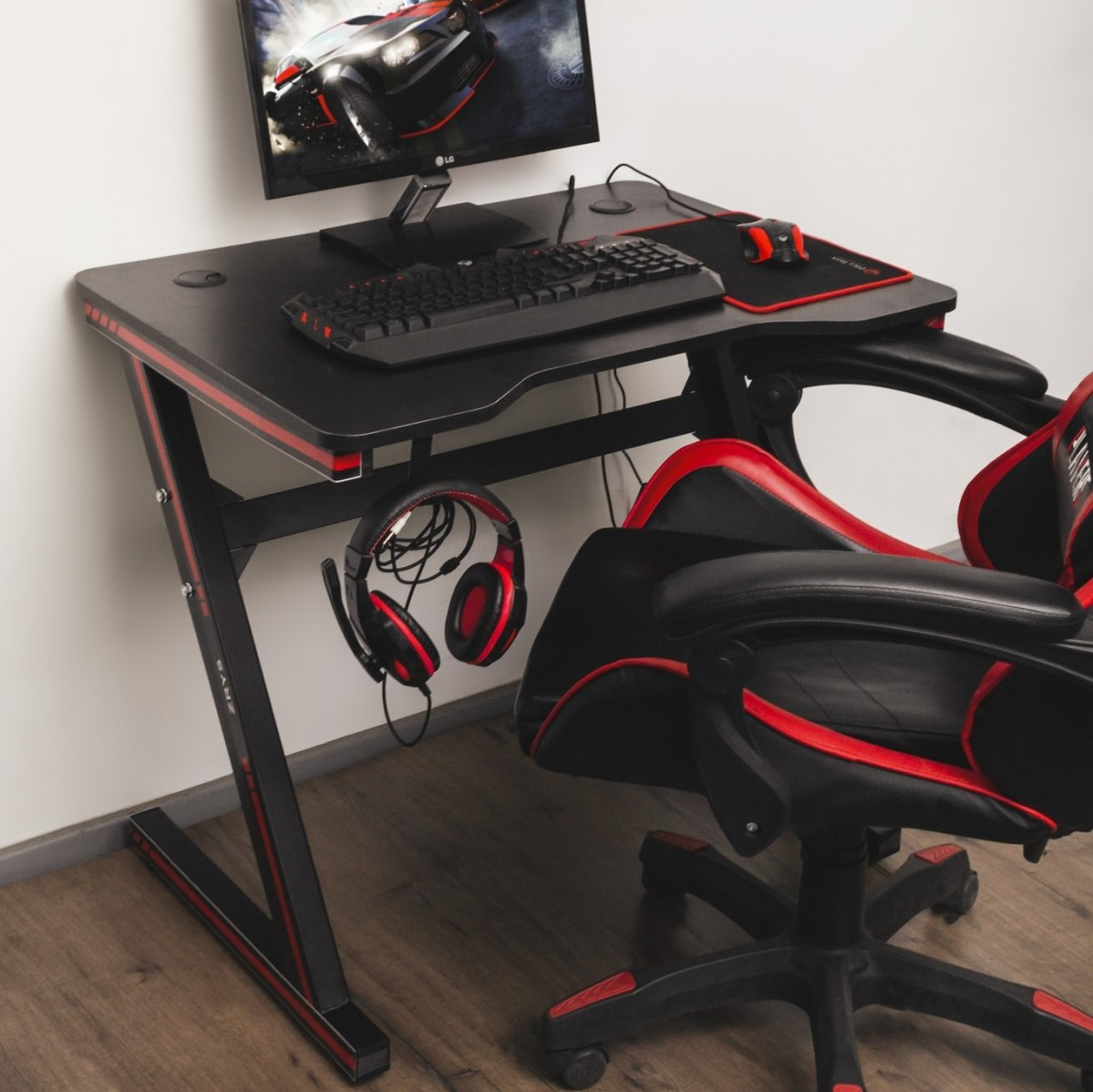 22% off on Players Force Gaming Desk | OneDayOnly