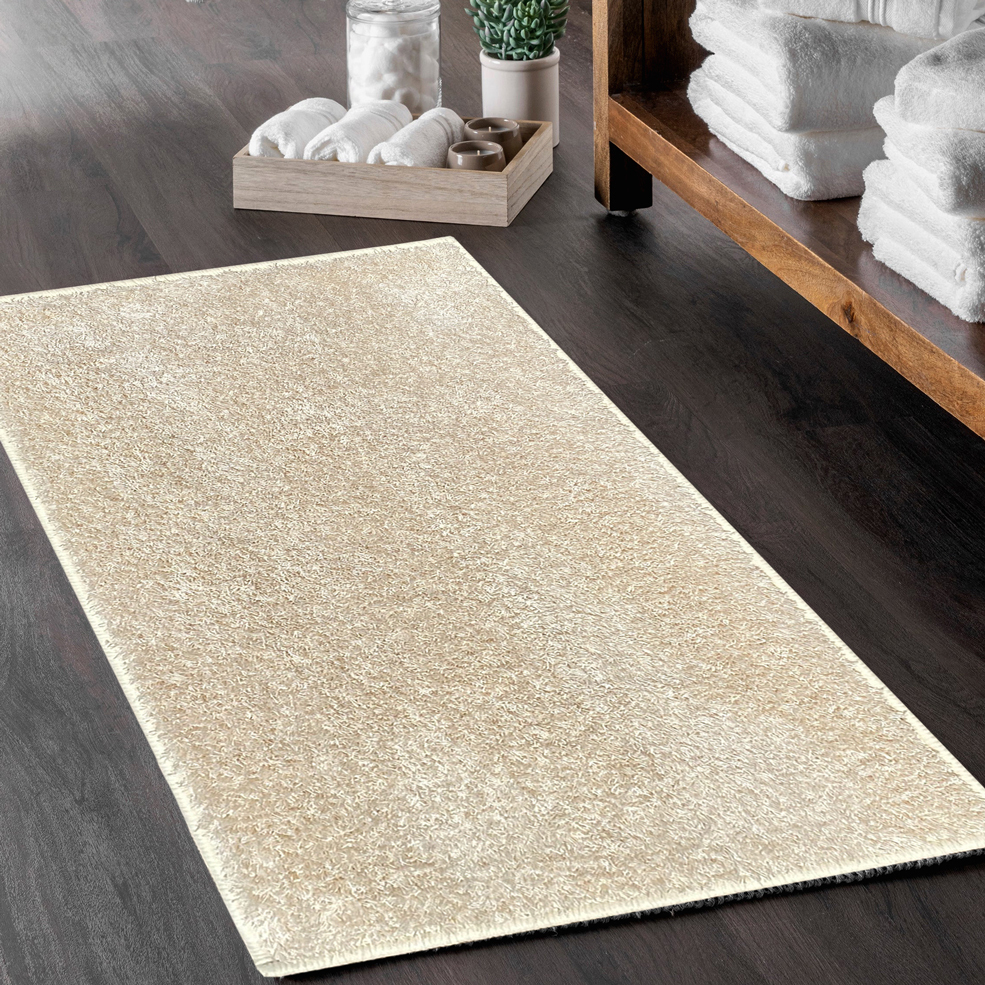 27% off on Stefano & Co. Cream Bath Mats | OneDayOnly