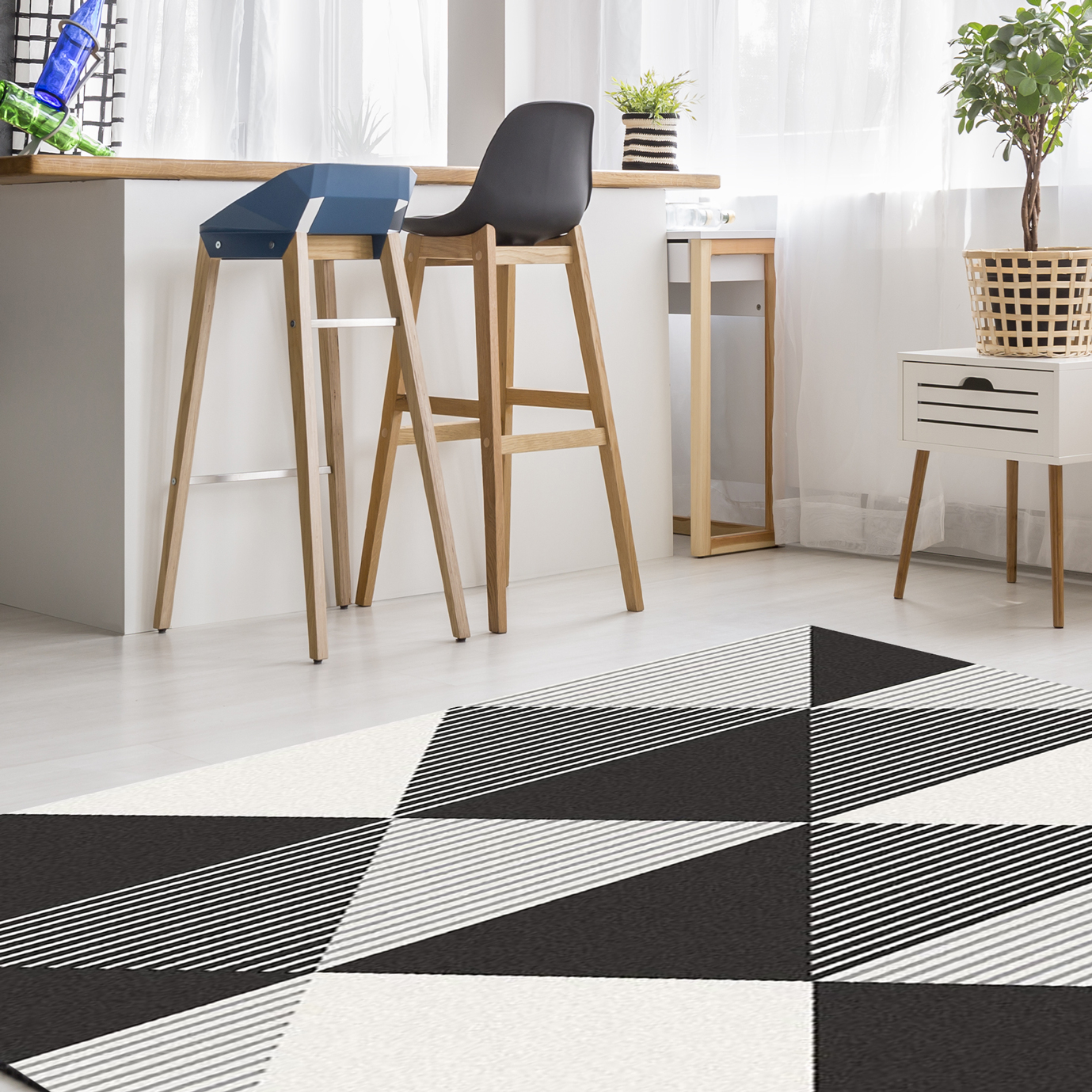 58% off on Shard Dark Triangular Pattern Rug | OneDayOnly