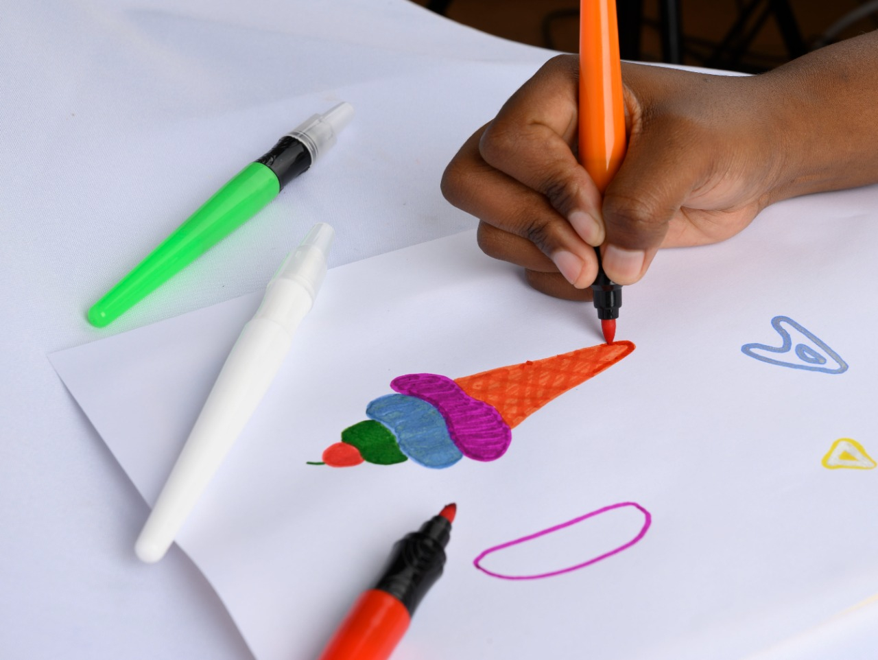 34% off on Cooky 6 Piece Magic Marker Set | OneDayOnly