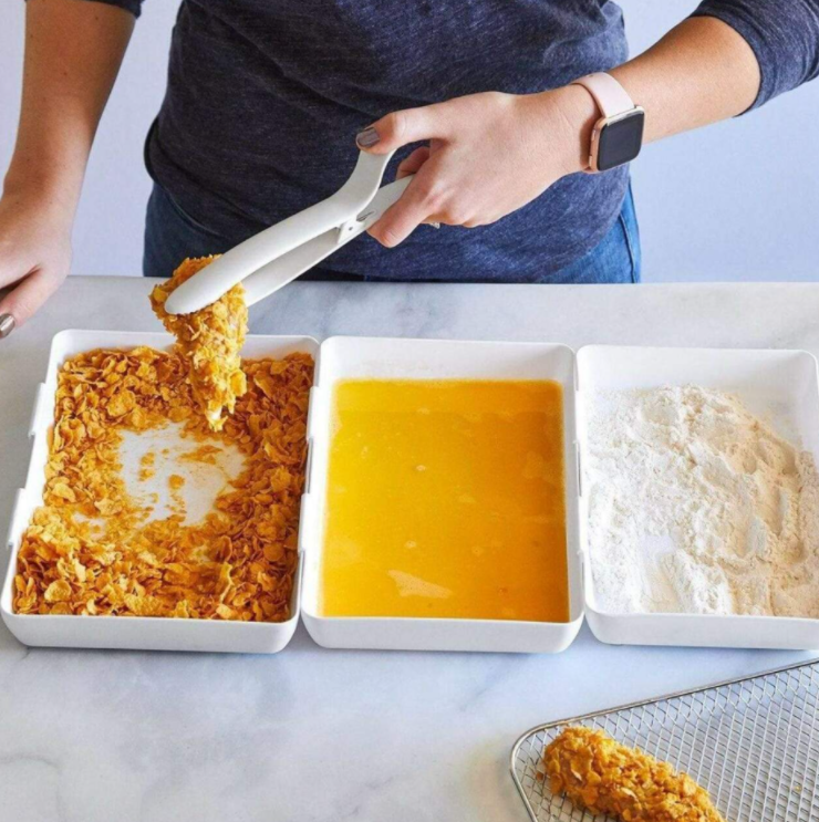 24% off on 3-Piece Interlocking Tray Set | OneDayOnly