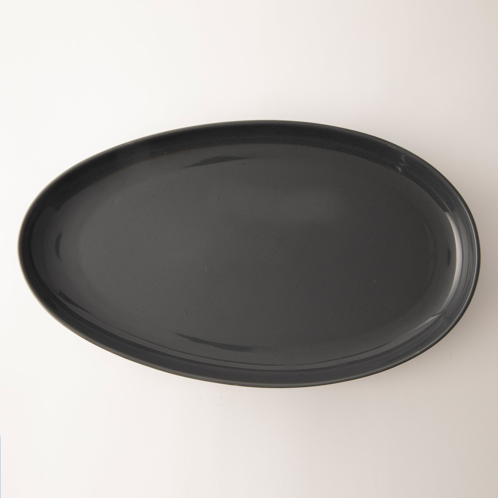 24% off on Omada Irregular Dark Grey Platter | OneDayOnly