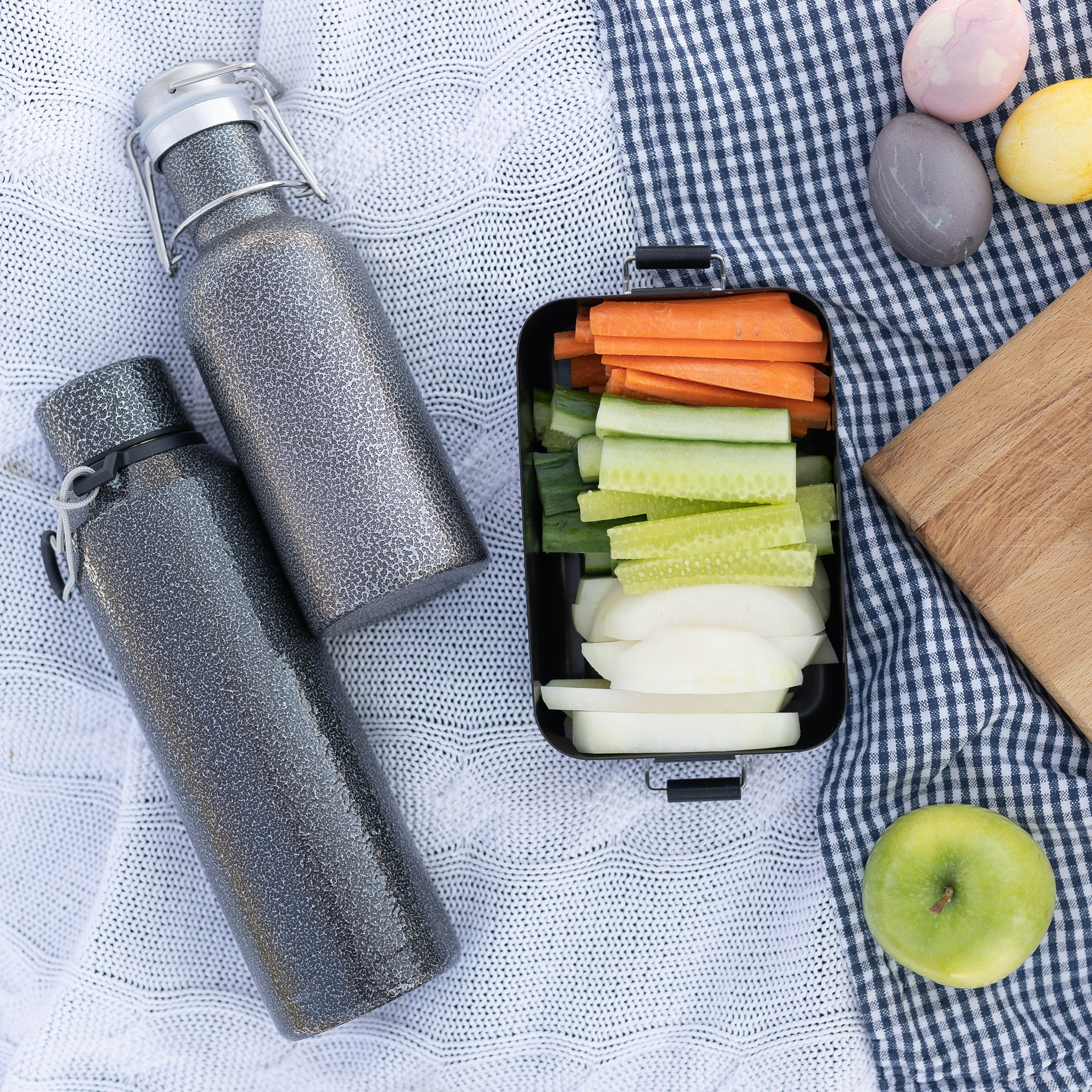 67% off on Alumminium Lunchbox with Clip Locks | OneDayOnly