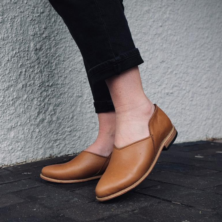 23% off on Ladies The Wanderer Leather Shoes | OneDayOnly