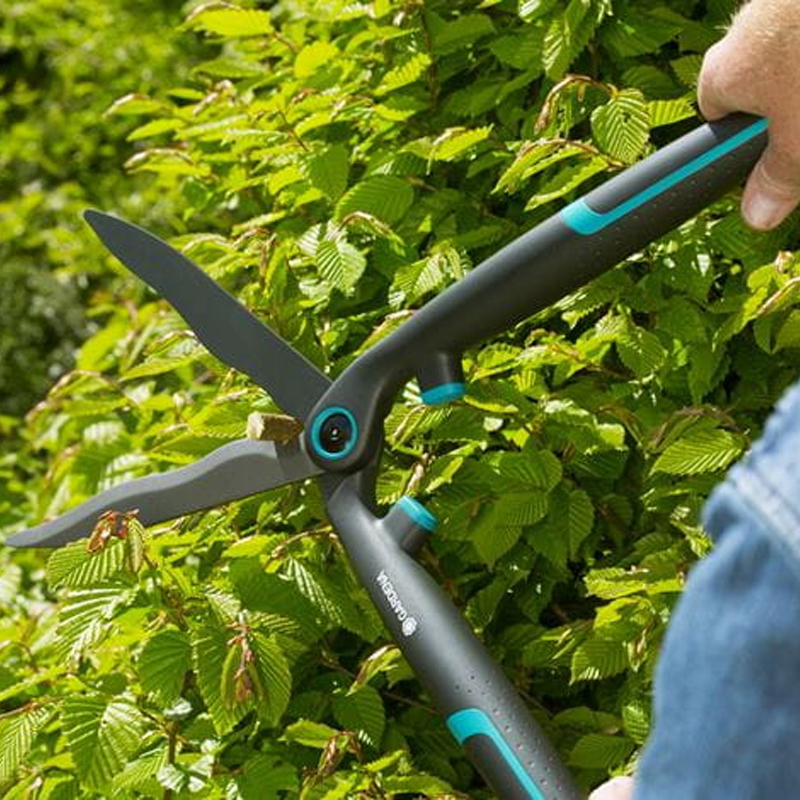 41% off on EasyCut Hedge Clippers | OneDayOnly