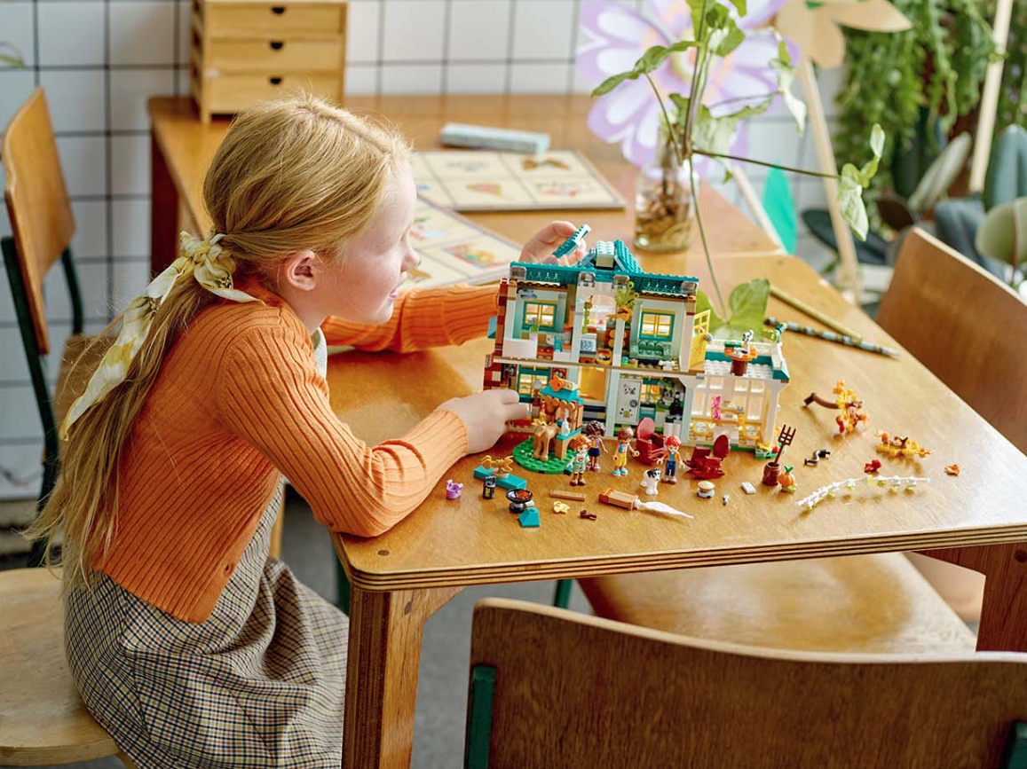 R210 off on LEGO Friends Autumn's House | OneDayOnly