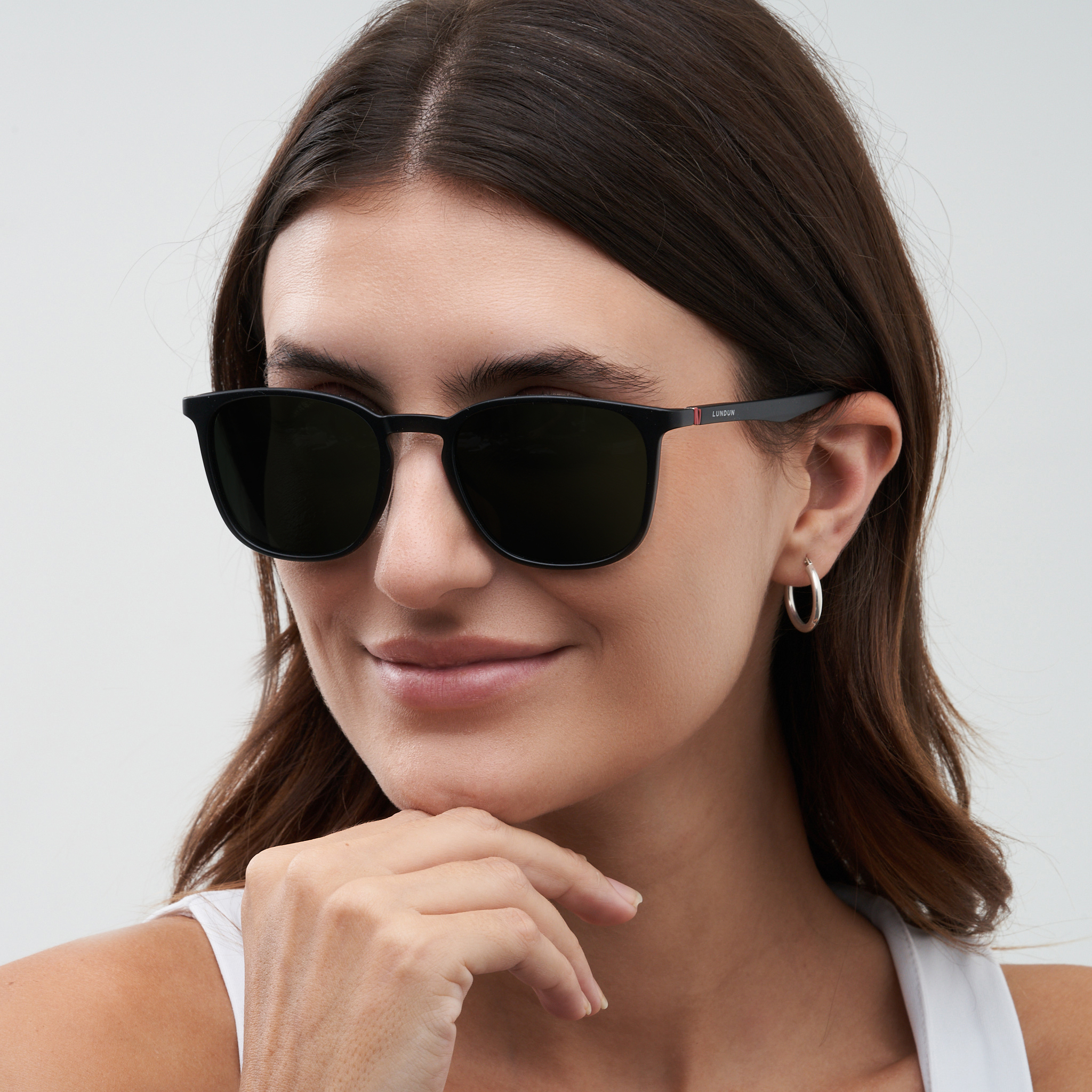 30% off on Lundun Unisex Classic Sunglasses | OneDayOnly