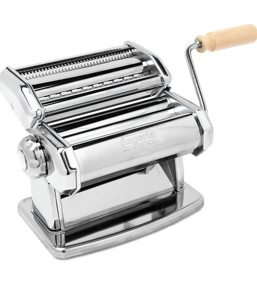 31% off on Italian Double Cutter Pasta Machine | OneDayOnly
