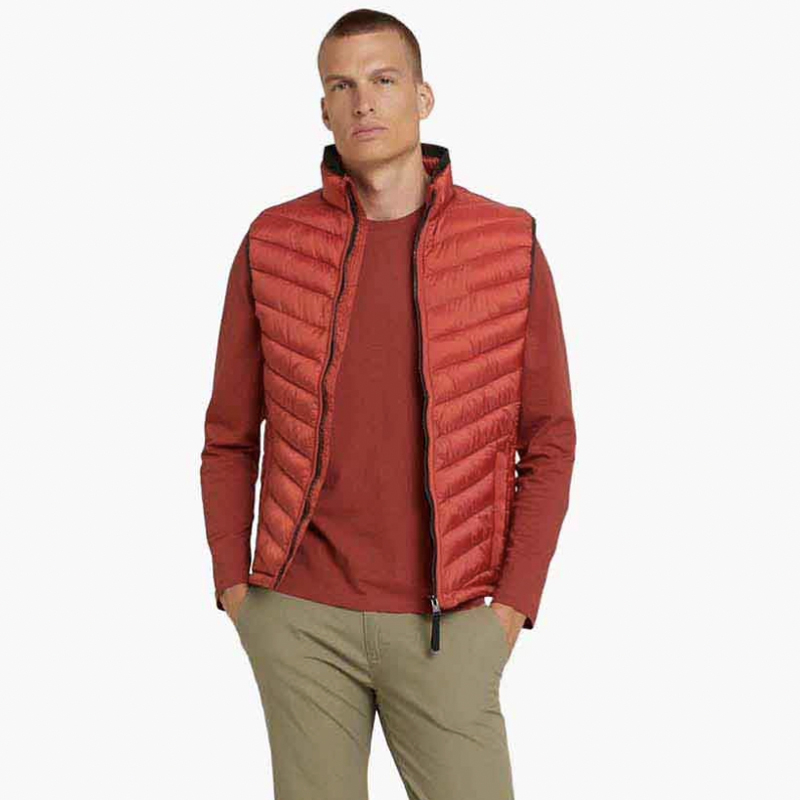 39% off on S.Oliver Men's Red Body Warmer Gilet | OneDayOnly