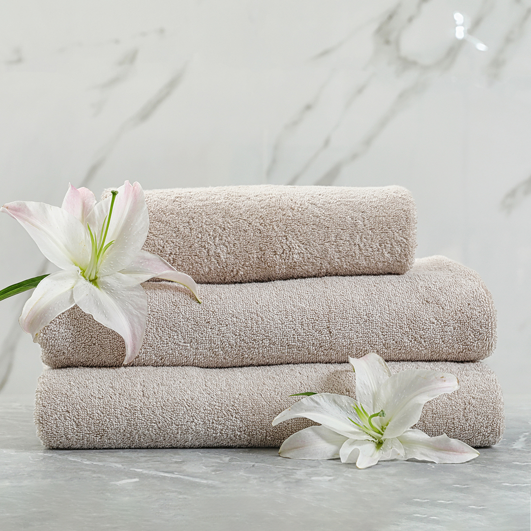 45% off on 4-Piece 600gsm Hudson Towels | OneDayOnly