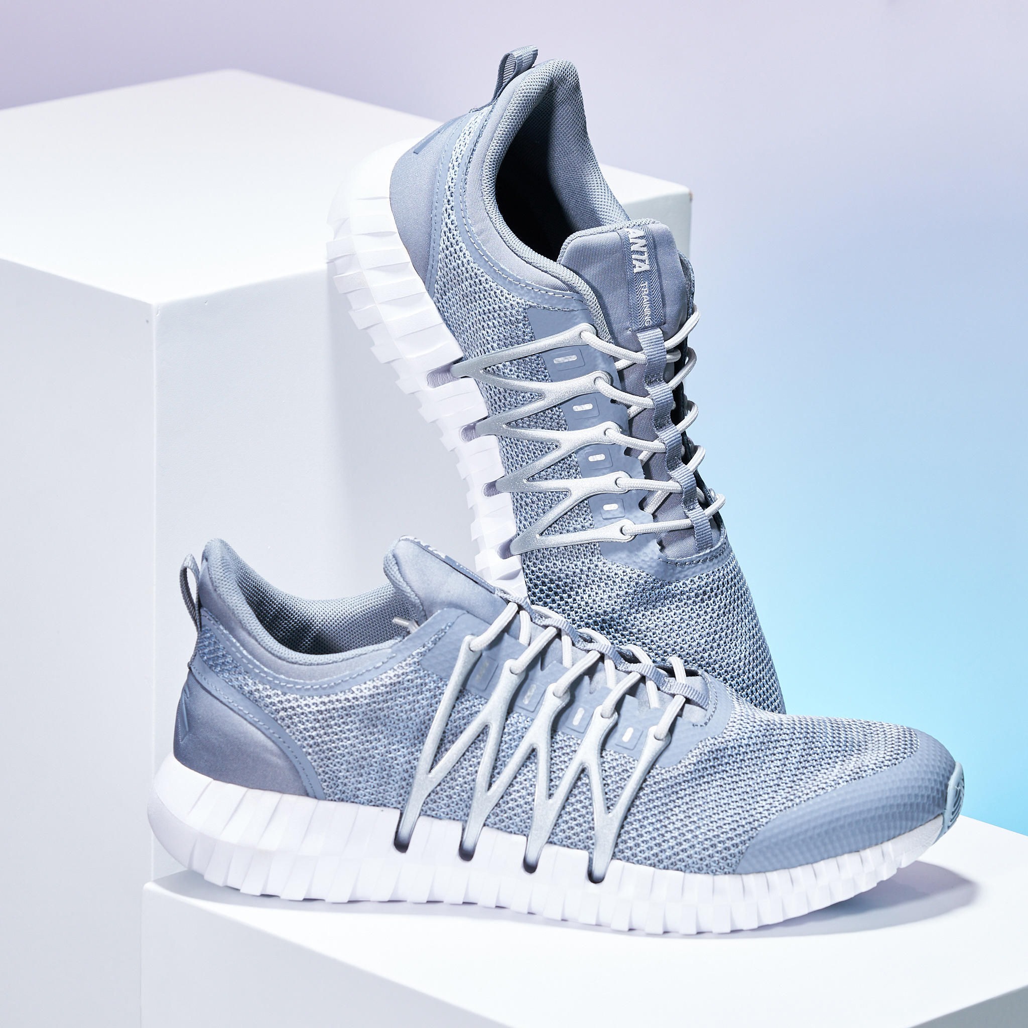40% off on ANTA Men's Cross Training Shoes | OneDayOnly