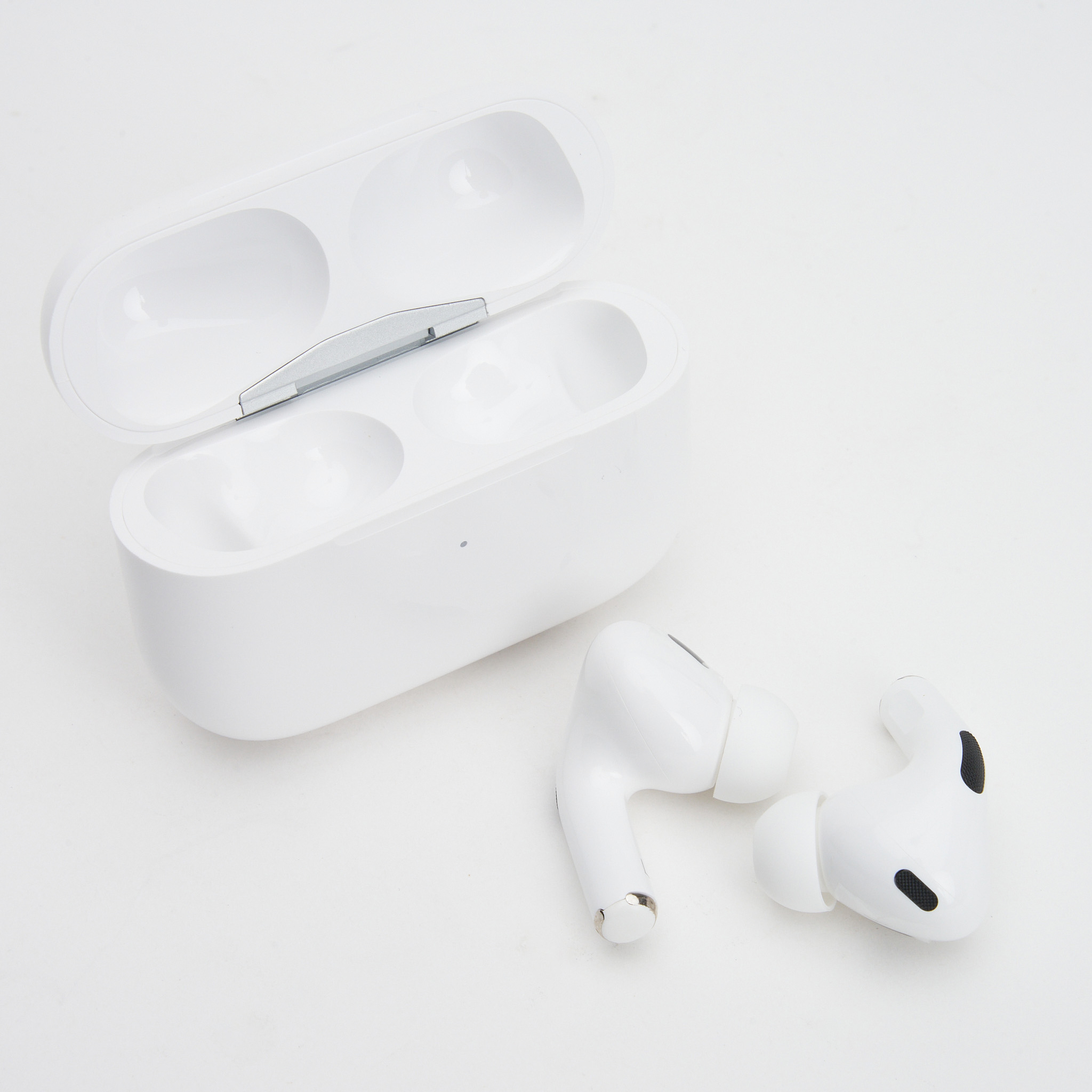 34% off on SGS Audio Wireless Earbuds Pro 2 | OneDayOnly