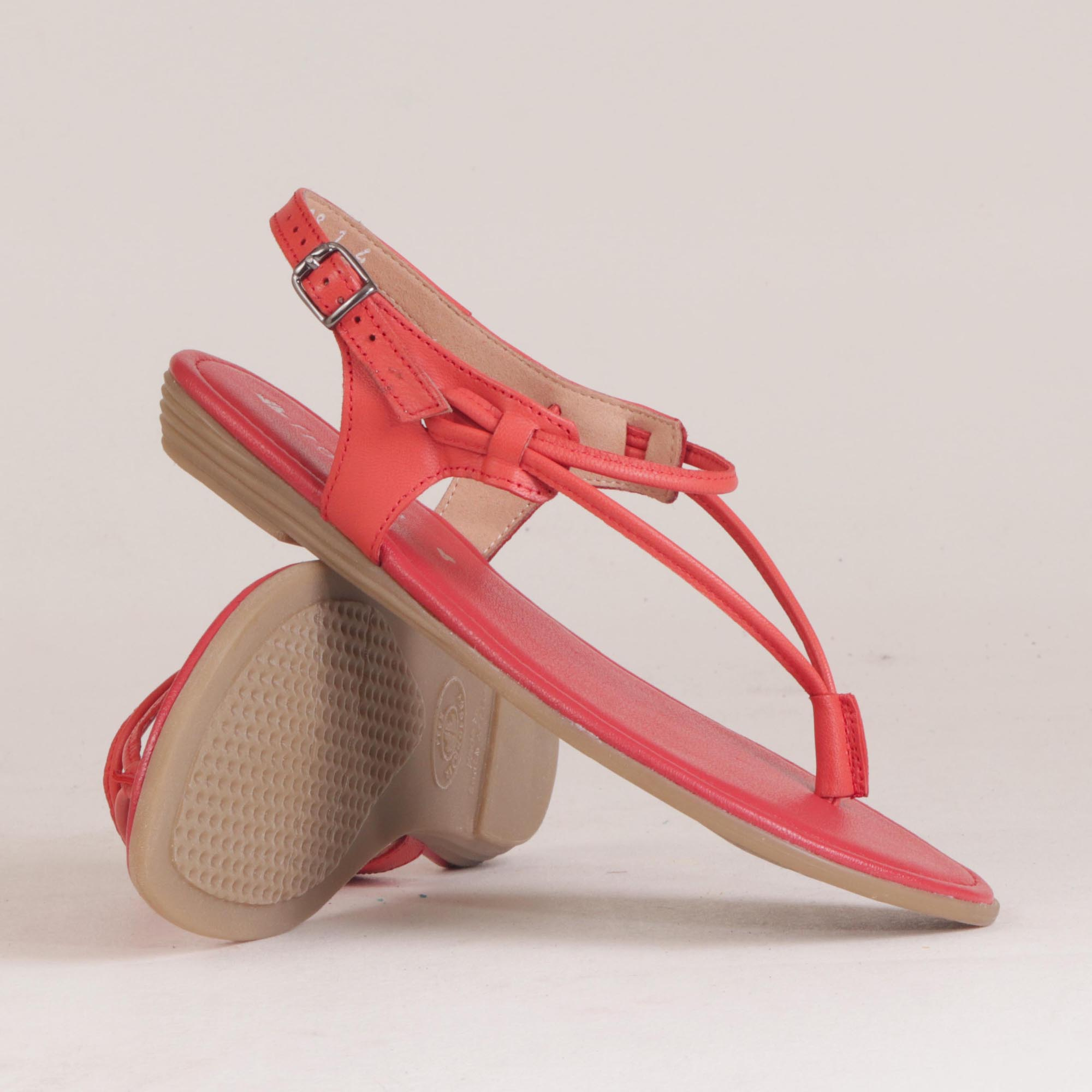 32% off on Froggie Ladies Leather Flat Sandals | OneDayOnly