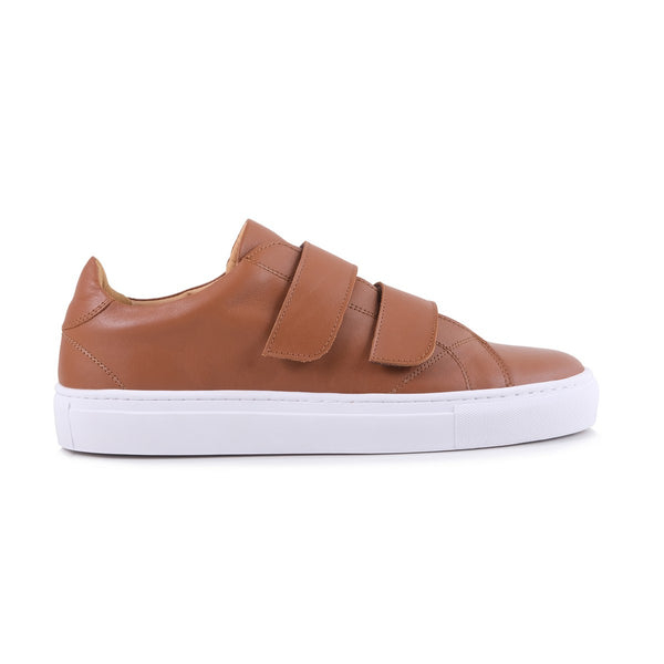 43% off on Pesso Men's Washington Sneakers | OneDayOnly