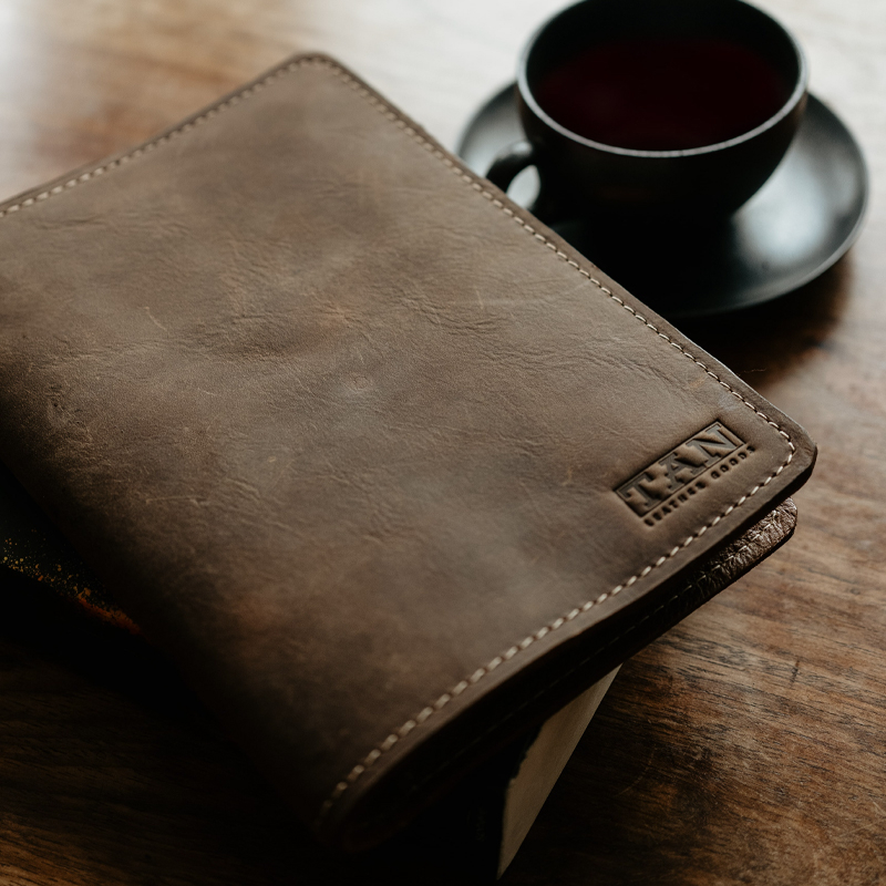 32% off on A5 Genuine Leather Notebook Cover | OneDayOnly