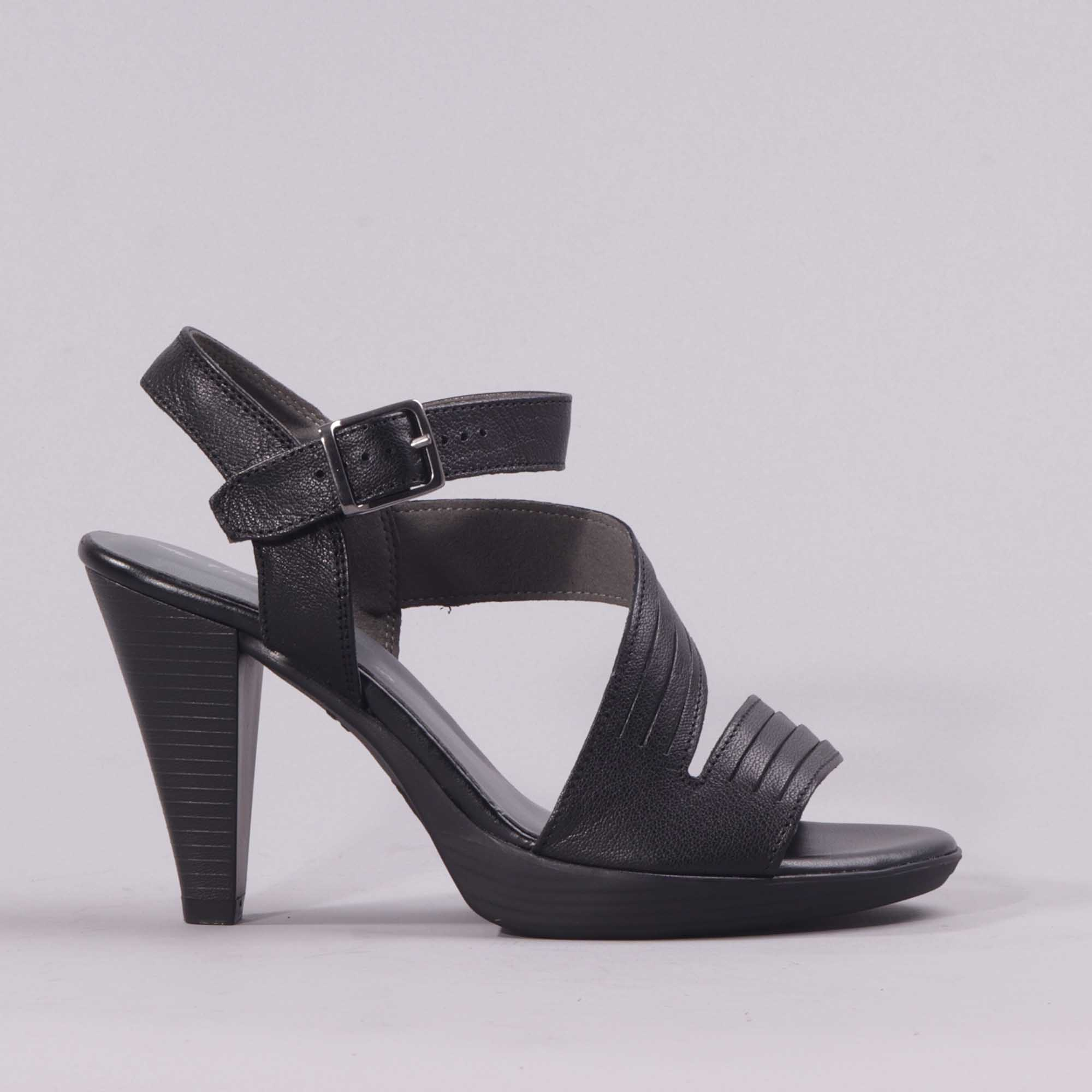 33% off on Froggie Ladies Leather High Heels | OneDayOnly