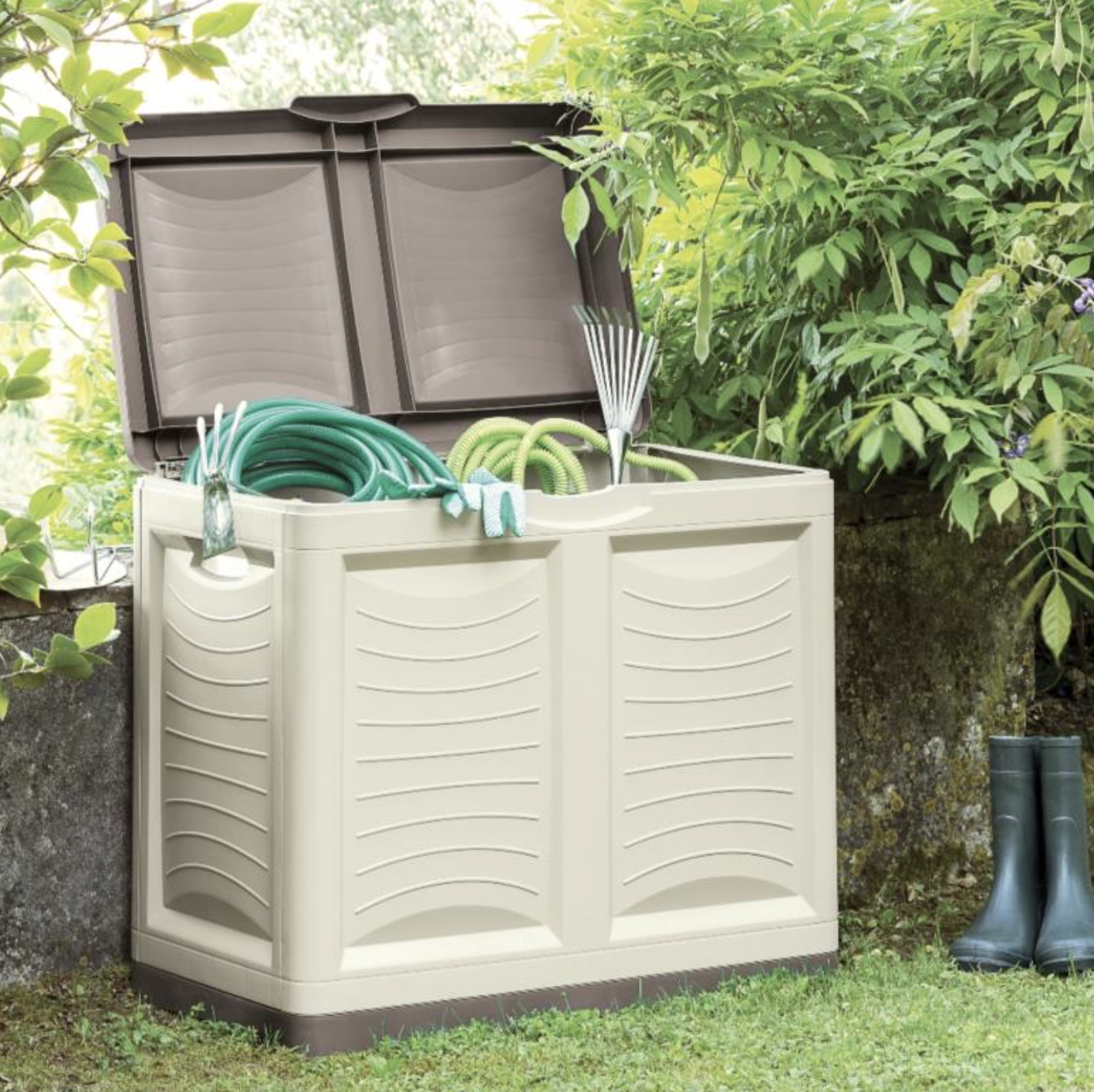 41% off on Bama 200L Resin Storage Container | OneDayOnly