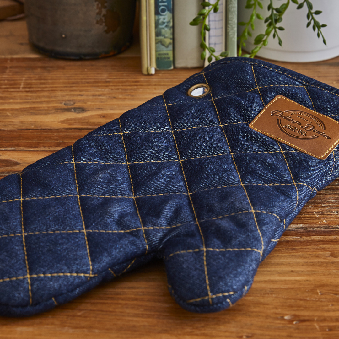 36% off on Cooksmart 2x Kitchen Gauntlets | OneDayOnly