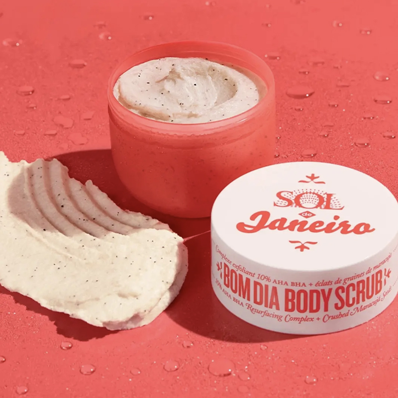 15% off on 220g Bom Dia Body Scrub | OneDayOnly