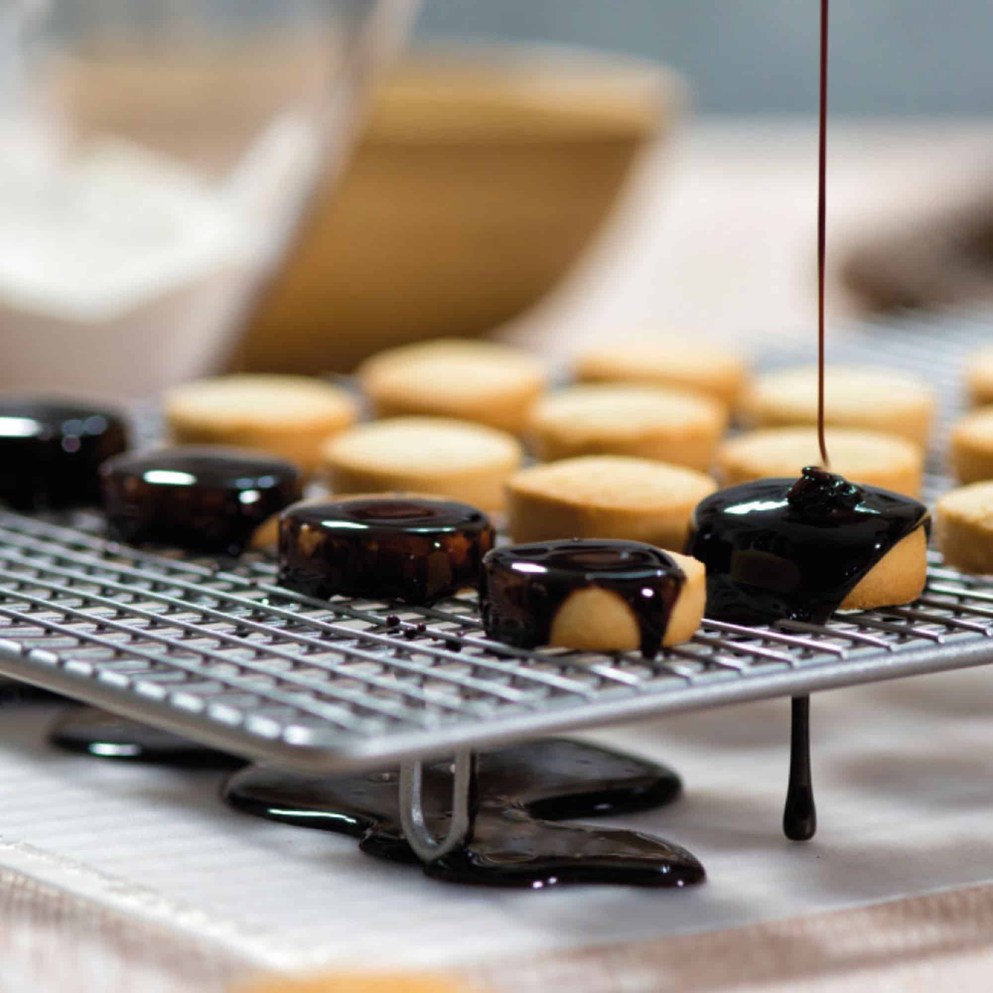 35% off on Decora Multifunctional Cooling Rack | OneDayOnly