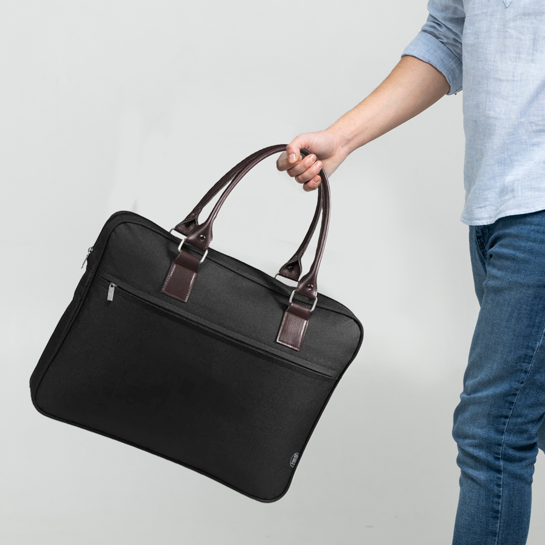 35% off on Essential 15.6-Inch Urban Laptop Bag | OneDayOnly