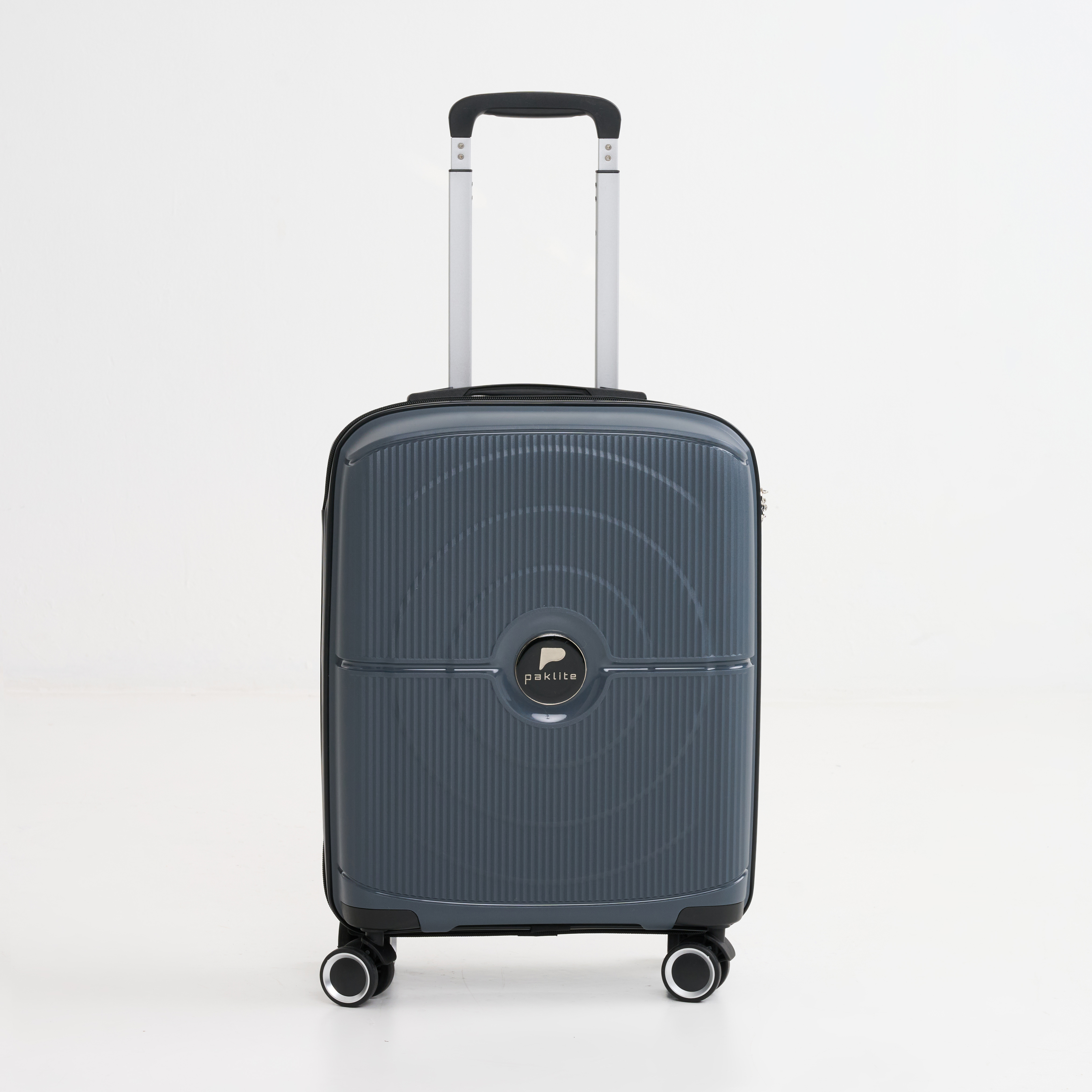 74% off on Venus Hardside Trolley Luggage | OneDayOnly