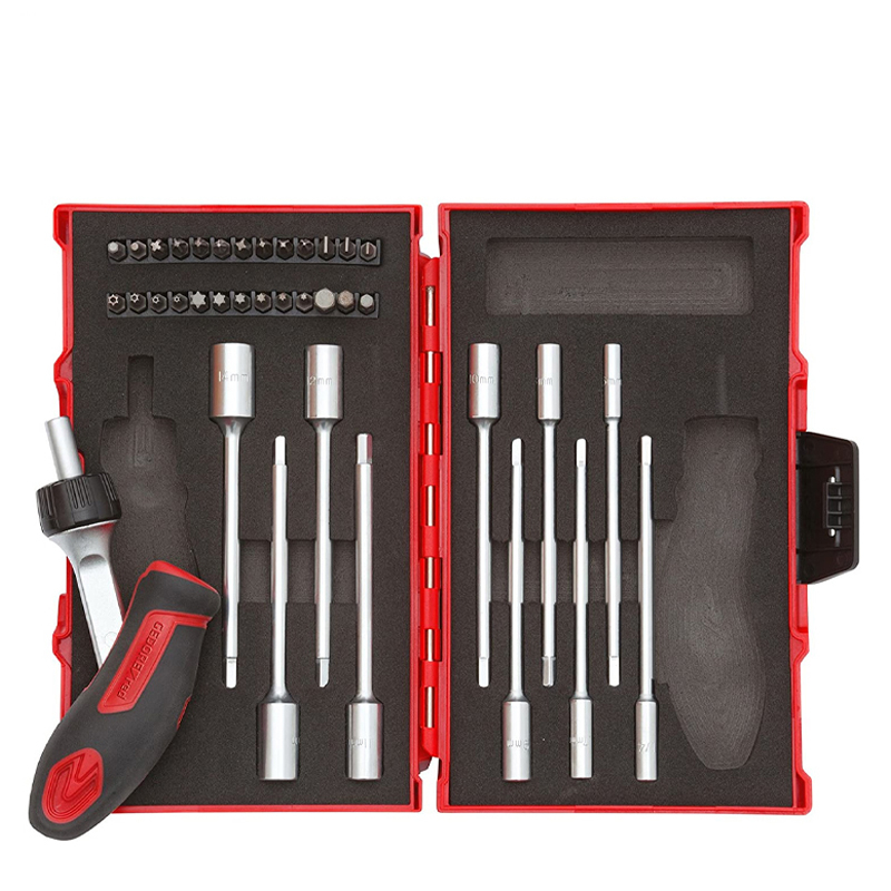 74% off on Gedore Red 37-Piece Toolset | OneDayOnly