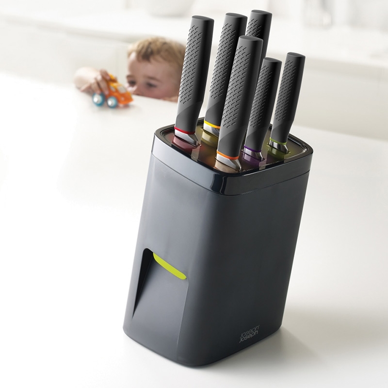 33% off on LockBlock 6 Piece Knife Block Set | OneDayOnly